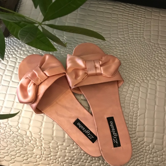 Zigi Soho | Shoes | Zigi Soho Pink Satin Slides 75 | Poshmark